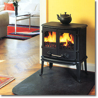 アンデルセンの薪ストーブ